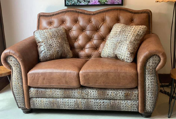 Our Stuff - fun fashion and home accents you can afford!